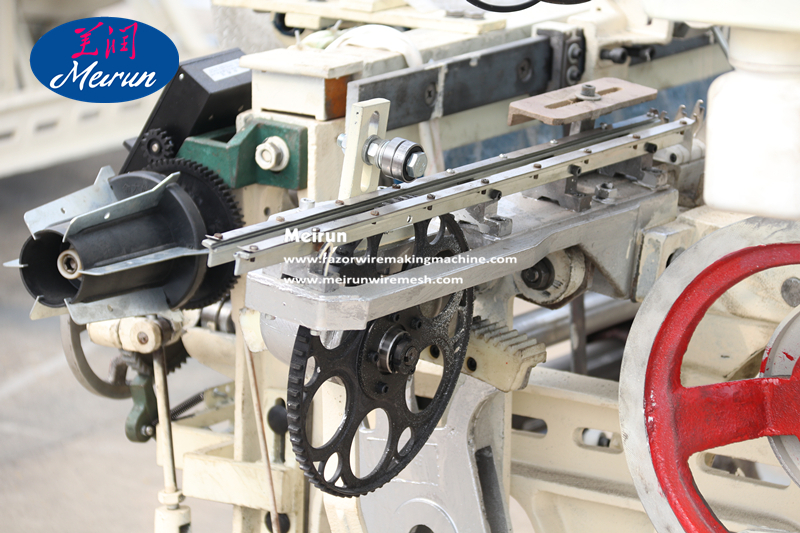 carbon fiber weaving machine - Buy Product on Hebei Mei Run Wire Mesh ...